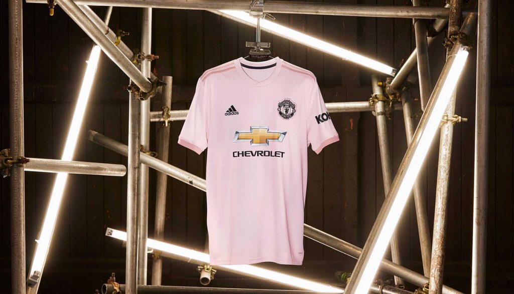 Новая форма «Манчестер Юнайтед» 18/19 | Footykits.ru - Энциклопедия ...